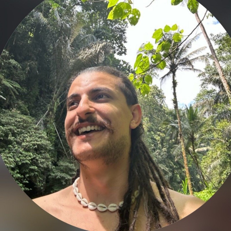 Safwen Fona (@fona-safwen) | Snapchat Stories, Spotlight & Lenses