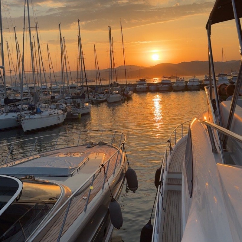 Fouz in Paris 🇫🇷 (@foufou_snap) | Snapchat Stories, Spotlight & Lenses