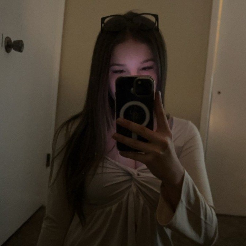 Karinaaaaaaa (@fwtx_karinaaaa) | Snapchat Stories, Spotlight & Lenses
