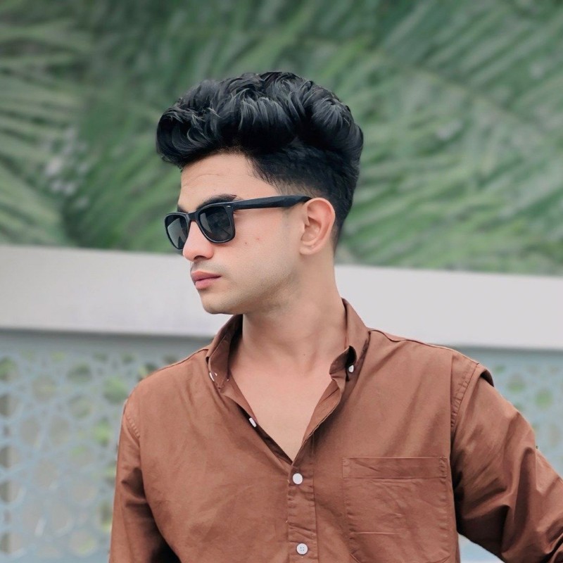 Fayis (@fyyiiz) | Snapchat Stories, Spotlight & Lenses