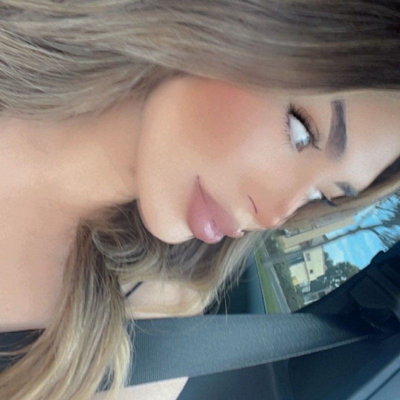 Gabby🏡 (@gabbyrealty) | Snapchat Stories, Spotlight & Lenses