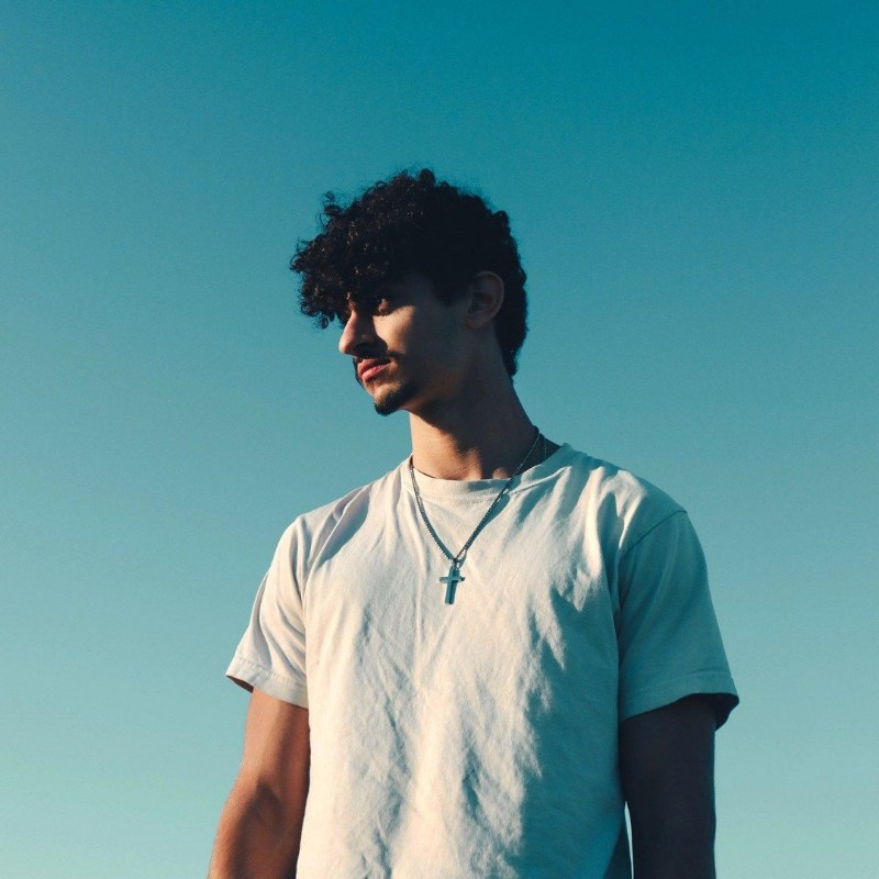 Gabe Garreth (@gabe_garreth) | Snapchat Stories, Spotlight & Lenses