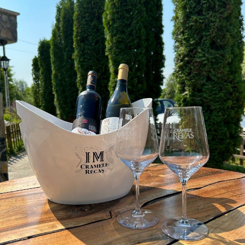 gabriela ilinca (@gabriela_i20264) | Snapchat Stories, Spotlight & Lenses