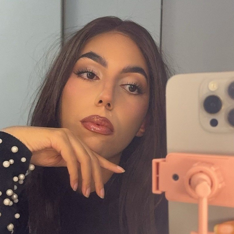 Gacela Beauty (@gacela_beauty) | Snapchat Stories, Spotlight & Lenses