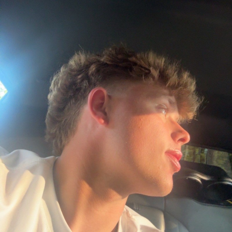 Gage Reese (@gage-reese1) | Snapchat Stories, Spotlight & Lenses