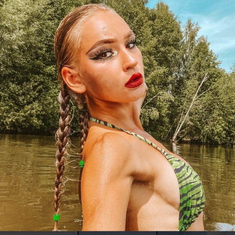 Galkina_anechka (@galkinaanechkas) | Snapchat Stories, Spotlight & Lenses