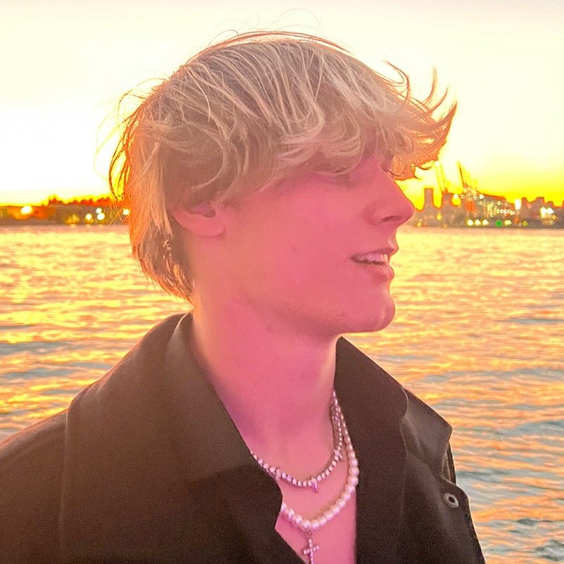 Gavin Shantz (@gavinshantz) | Snapchat Stories, Spotlight & Lenses