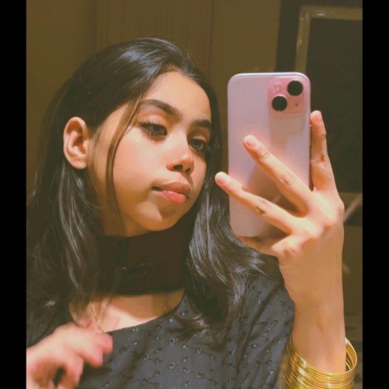 𝐆𝐚𝐳𝐚𝐥𝐚 𝐩𝐚𝐫𝐯𝐞𝐞𝐧🦦 (@gazala_09) | Snapchat Stories, Spotlight & Lenses