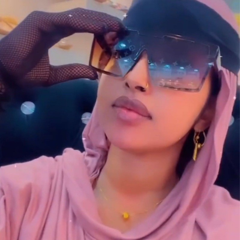 Genyo BARi👸 (@geenyo-bari) | Snapchat Stories, Spotlight & Lenses