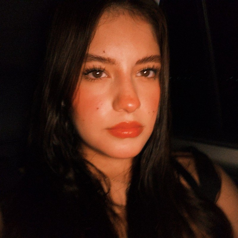 Gema Gonzalez (@gemisglez) | Snapchat Stories, Spotlight & Lenses