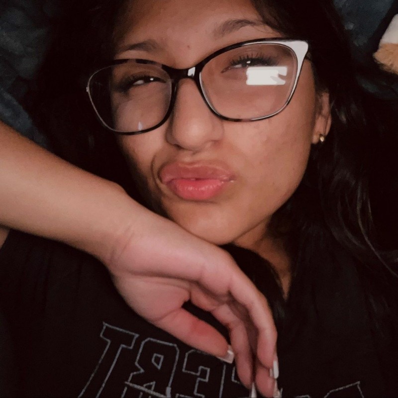 Gianella (@gia_nx1) | Snapchat Stories, Spotlight & Lenses