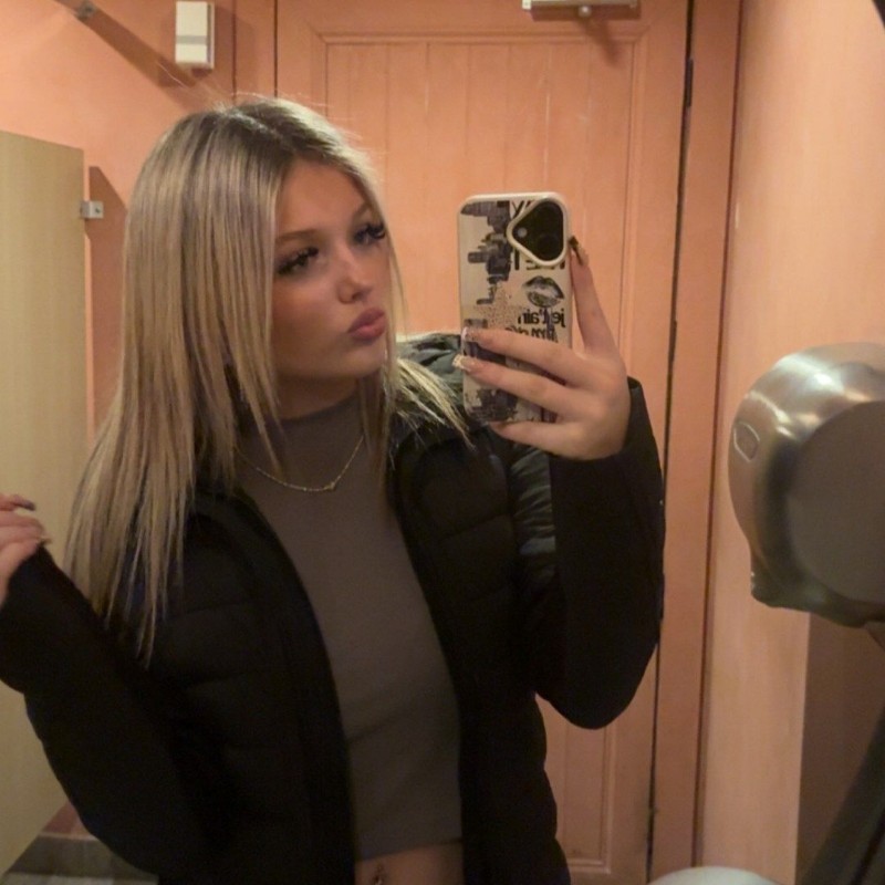 gia skye † † (@gia_skye2024) | Snapchat Stories, Spotlight & Lenses