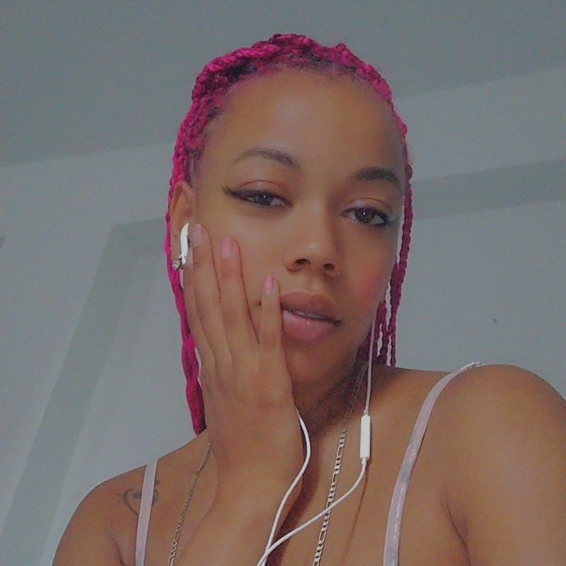 Goddess (@gianagraysonn) | Snapchat Stories, Spotlight & Lenses