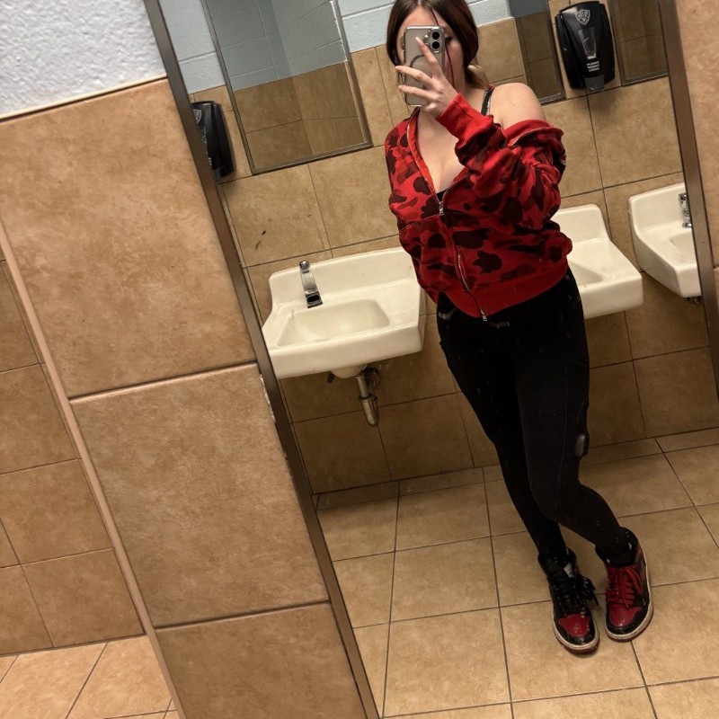 Gianna Marie (@gianna_coco25) | Snapchat Stories, Spotlight & Lenses