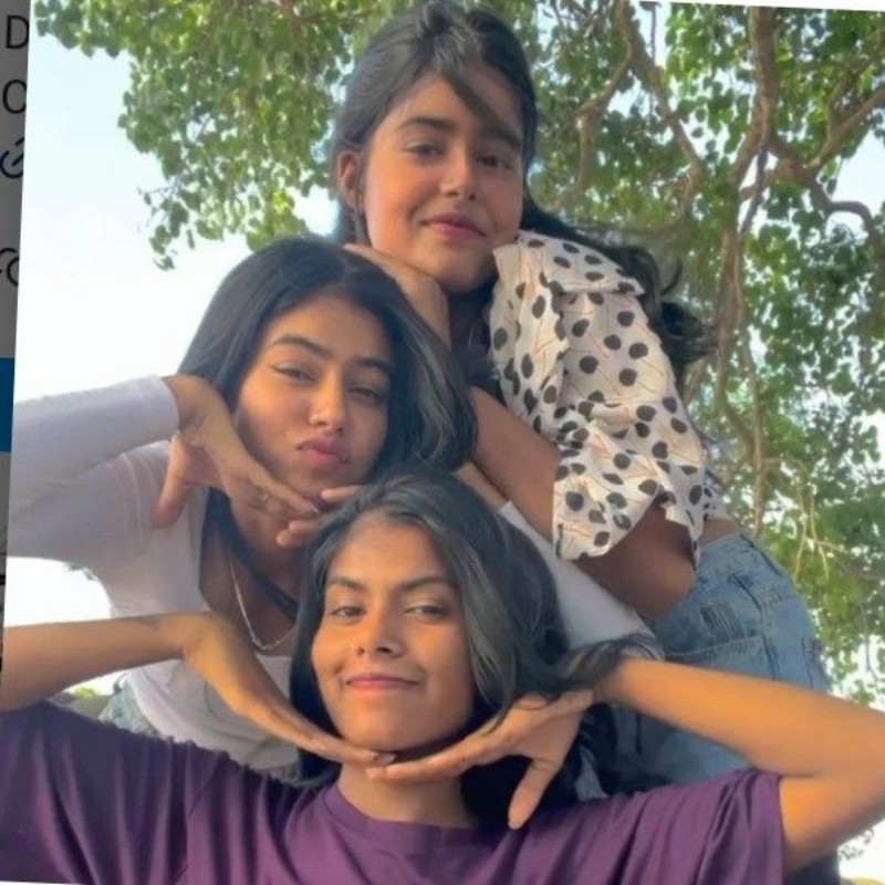 kanojiasisterz3 (@girls_cheering) | Snapchat Stories, Spotlight & Lenses