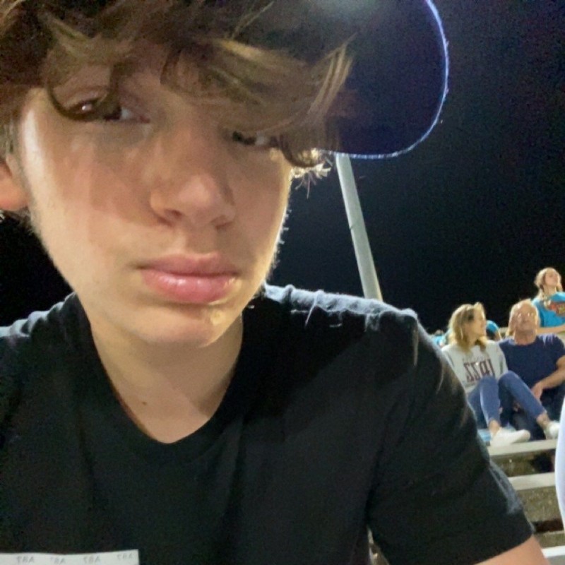 🌊Gabe🌊 (@glizzy_donut) | Snapchat Stories, Spotlight & Lenses