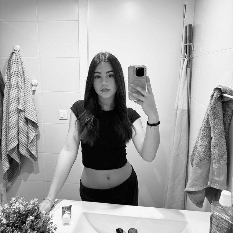 Dani Gomez (@gomez_dani45) | Snapchat Stories, Spotlight & Lenses