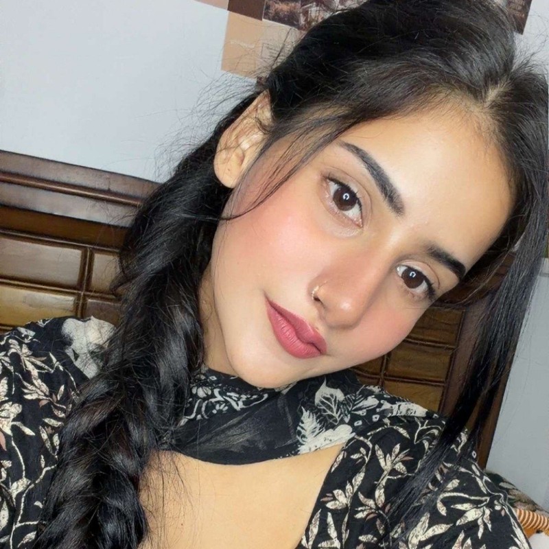 NAVU SANDHU (@gongal.sandhu) | Snapchat Stories, Spotlight & Lenses