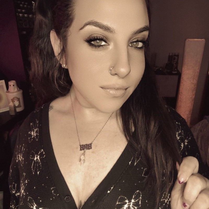 ☁️🖤DяєÃmєя🖤☁️ (@gorgeousgreen89) | Snapchat Stories, Spotlight & Lenses