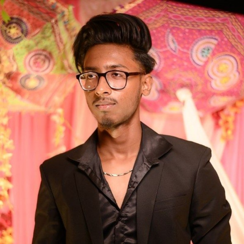 Gourab (@gourab-18) | Snapchat Stories, Spotlight & Lenses