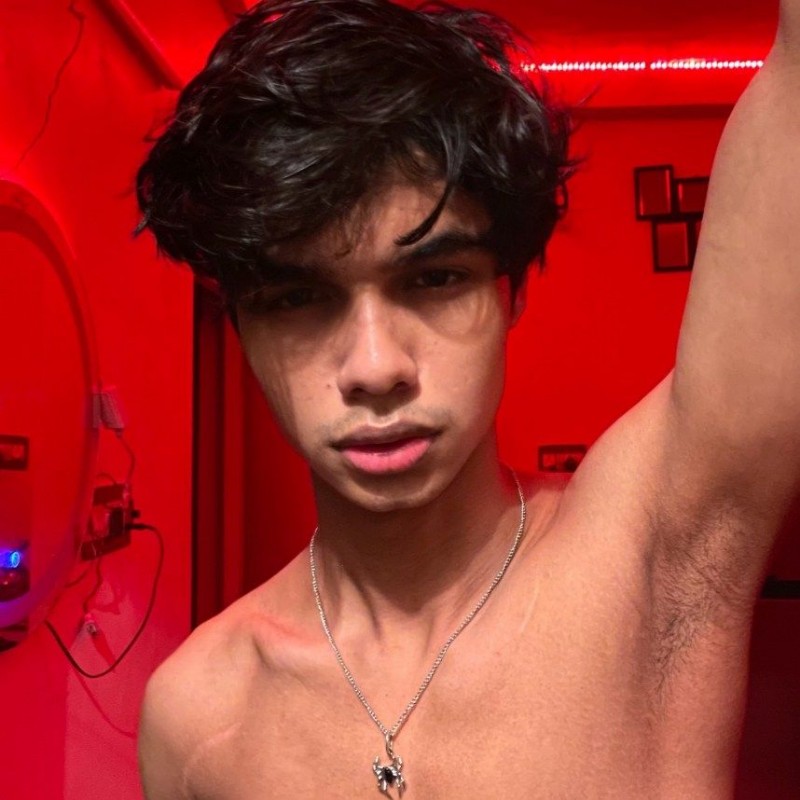 Gourav Roy (@gourav-xyz) | Snapchat Stories, Spotlight & Lenses