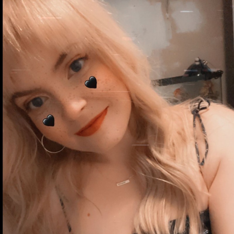 Grace Baker 🌻 (@grace-baker) | Snapchat Stories, Spotlight & Lenses