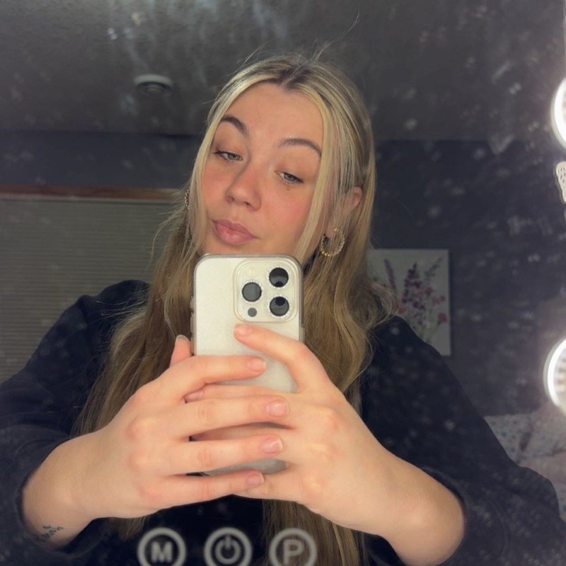 grace bangle (@gracebangle) | Snapchat Stories, Spotlight & Lenses
