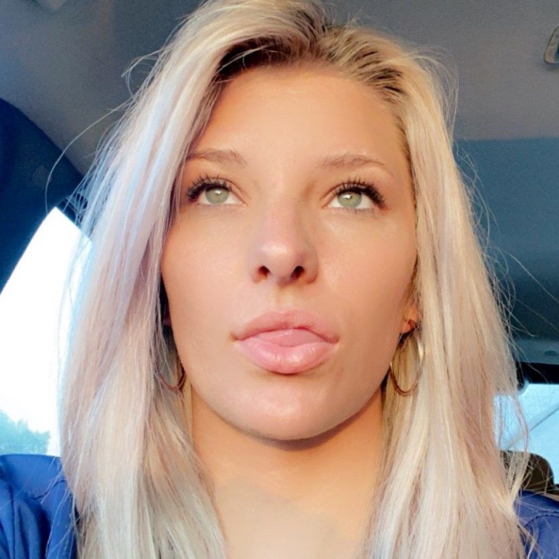 grace parker (@graceparker033) | Snapchat Stories, Spotlight & Lenses