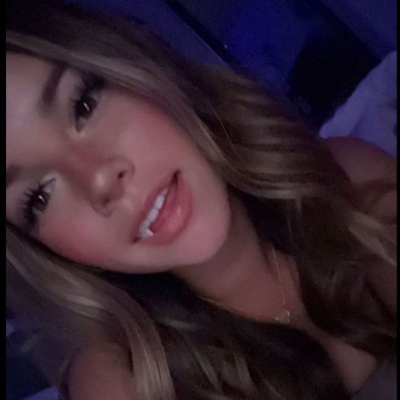 Grace Shay (@graceshay2025) | Snapchat Stories, Spotlight & Lenses