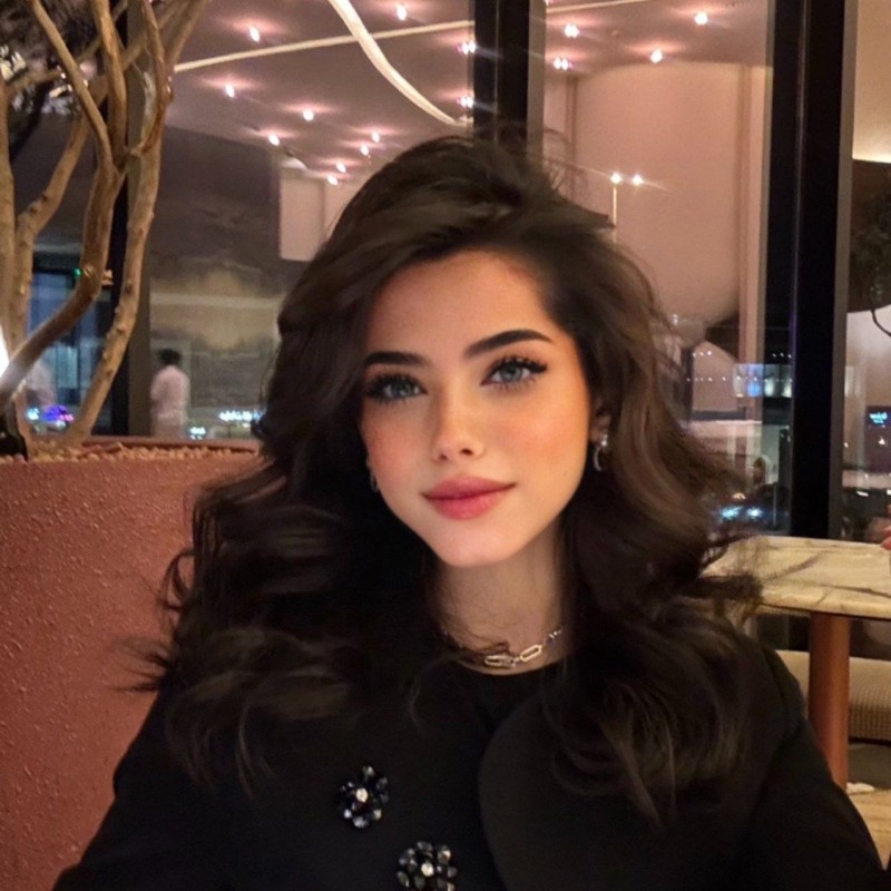 Ghada | غادة الصمعاني (@gud_10) | Snapchat Stories, Spotlight & Lenses