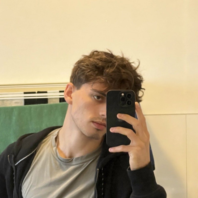 Guido (@guido_k0) | Snapchat Stories, Spotlight & Lenses