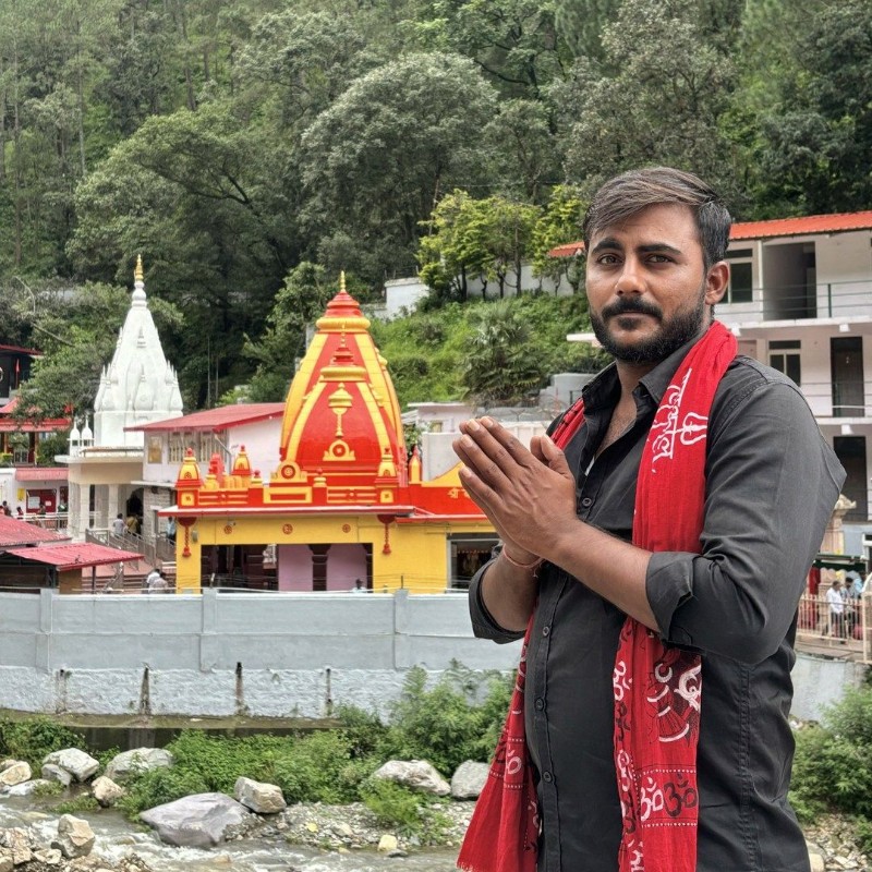 Guru Sharan Verma (@guru_9455) | Snapchat Verhalen, Spotlight en Lenzen