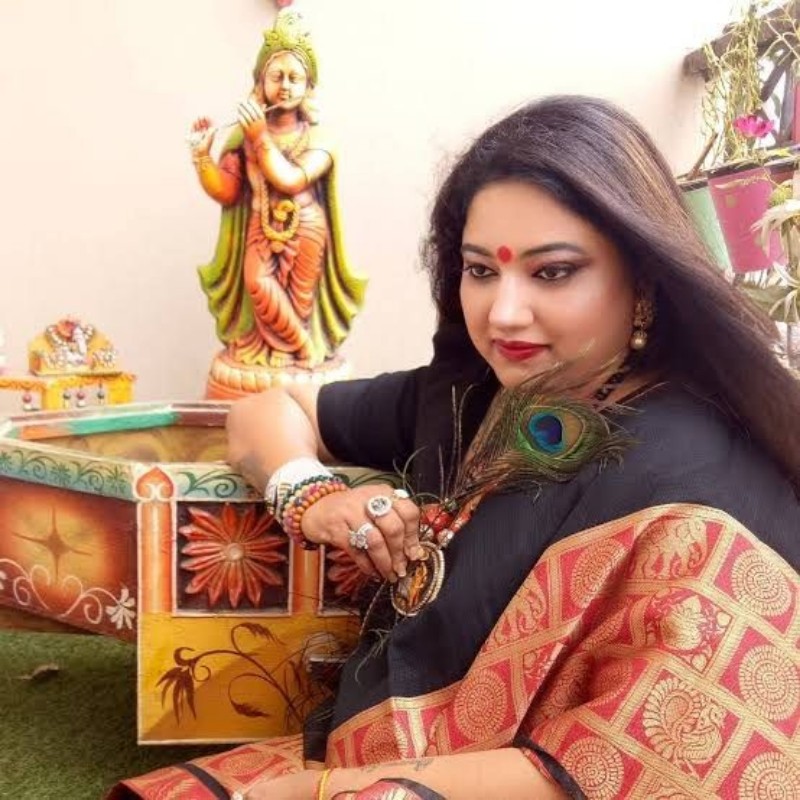 Guru Maa (@gurumaa999) | Snapchat Stories, Spotlight & Lenses