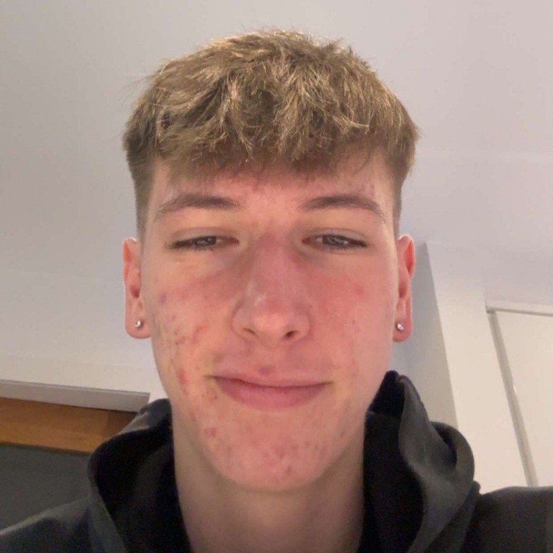 Guy Graham (@guyhgraham) | Snapchat Stories, Spotlight & Lenses