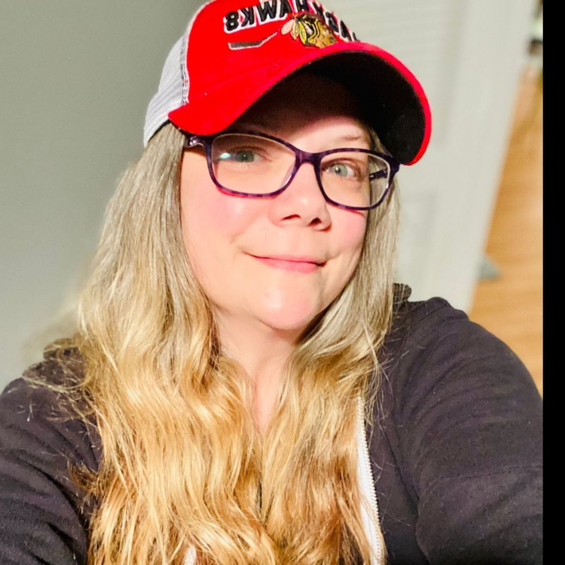 Carolyn (@gvkitchenbitch) | Snapchat Stories, Spotlight & Lenses