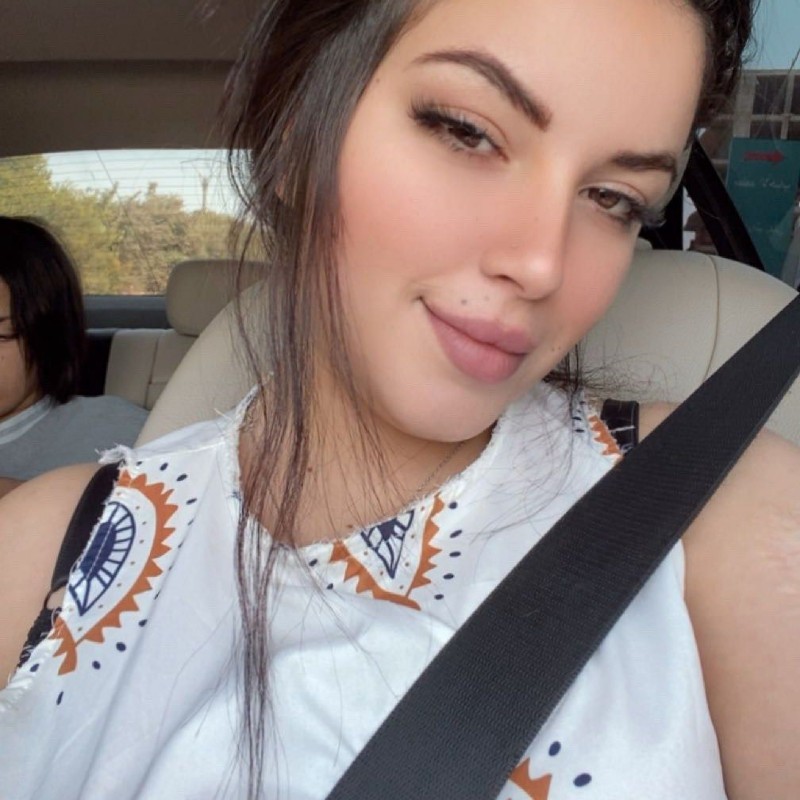 Hanan Faracha (@h_faracha22) | Snapchat Stories, Spotlight & Lenses