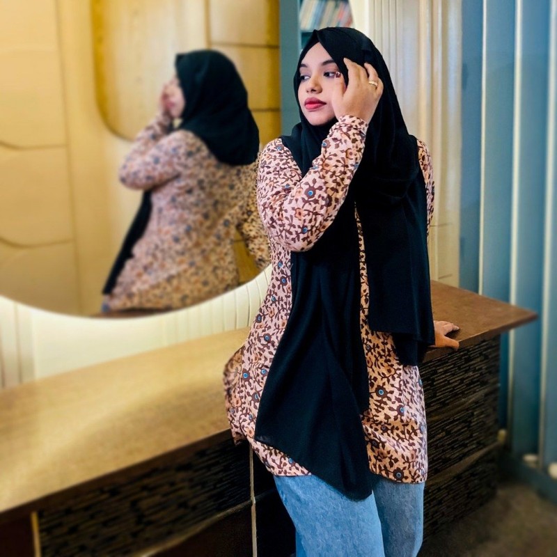 Hafiza Anny (@hafiza_anny) | Snapchat Stories, Spotlight & Lenses