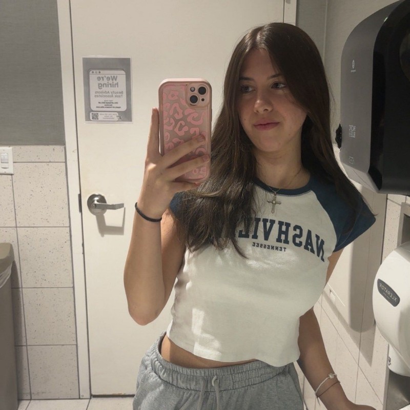 Hailey Hess (@hailey7086) | Snapchat Stories, Spotlight & Lenses