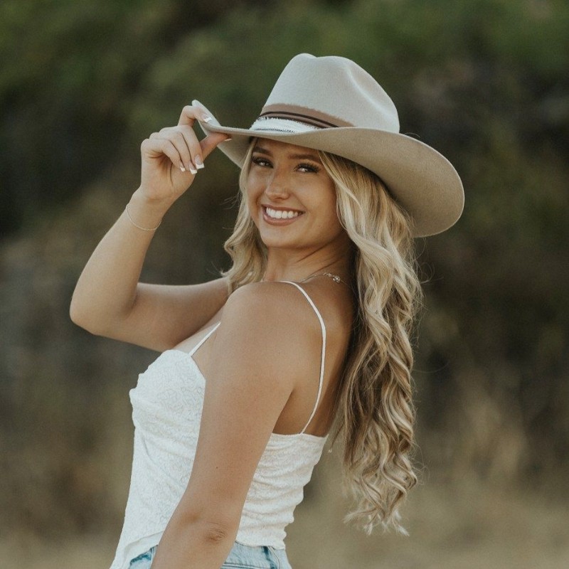 hailey tucker (@hailey_tucker4) | Snapchat Stories, Spotlight & Lenses