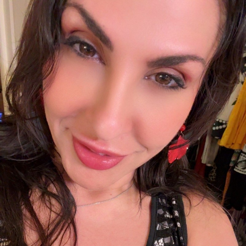 Halah Hasan (@halah.2025) | Snapchat Stories, Spotlight & Lenses