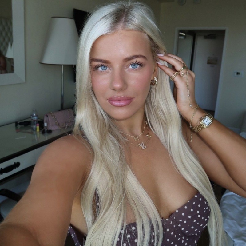 haley bramlett (@haley.bram) | Snapchat Stories, Spotlight & Lenses