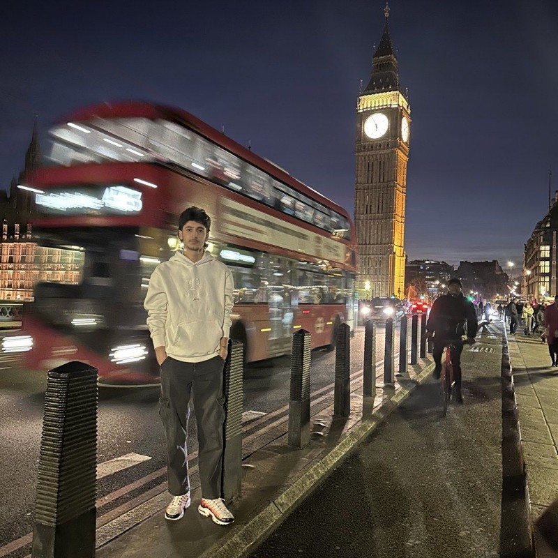 خوربەت🤎! (@hamay.xam) | Snapchat Stories, Spotlight & Lenses