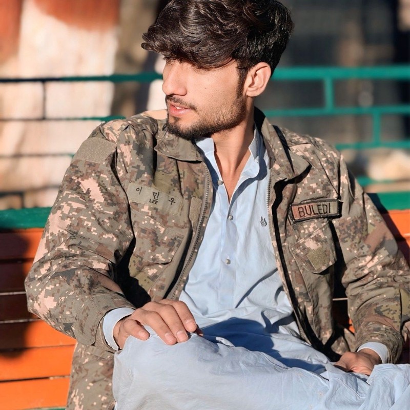 ح🤍 (@hammal_taj2025) | Snapchat Stories, Spotlight & Lenses