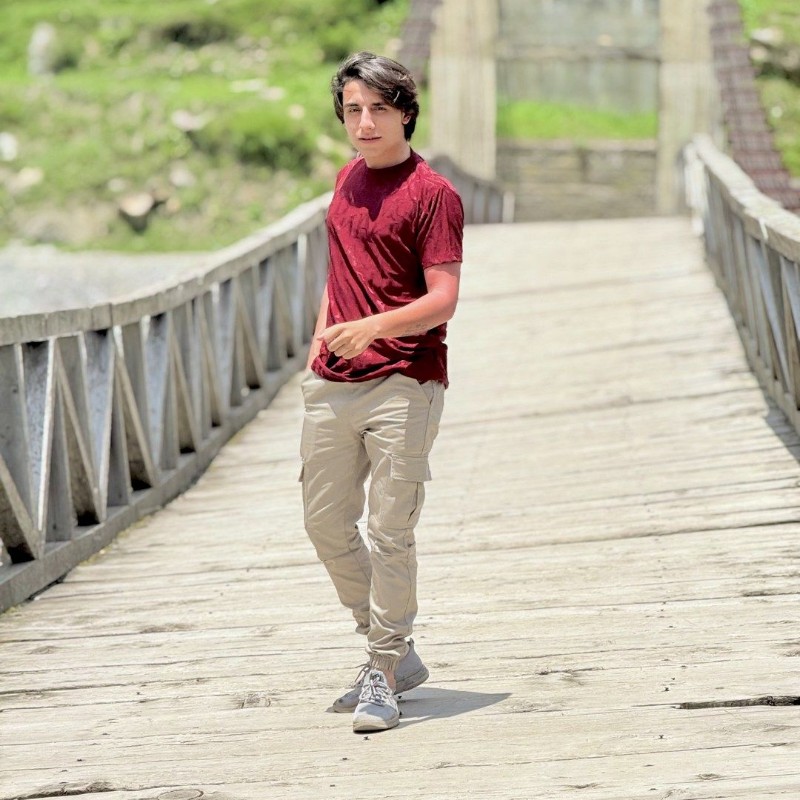 Hamza Khan (@hamza_khan6308) | Snapchat Stories, Spotlight & Lenses