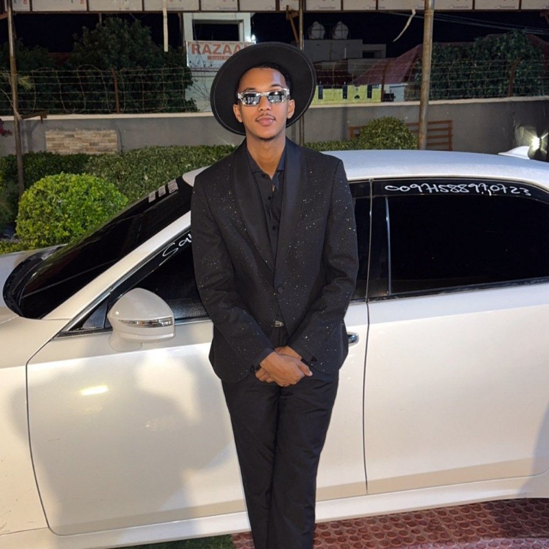 𝓩𝓱𝓲𝓷𝓮 ༻🎗️ (@hamze_zhine) | Snapchat Stories, Spotlight & Lenses