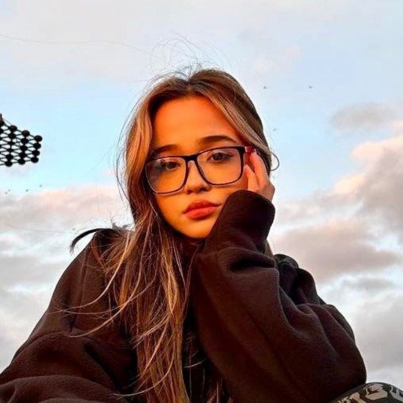 Mc.diny official♡ (@hanabi_003) | Snapchat Stories, Spotlight & Lenses