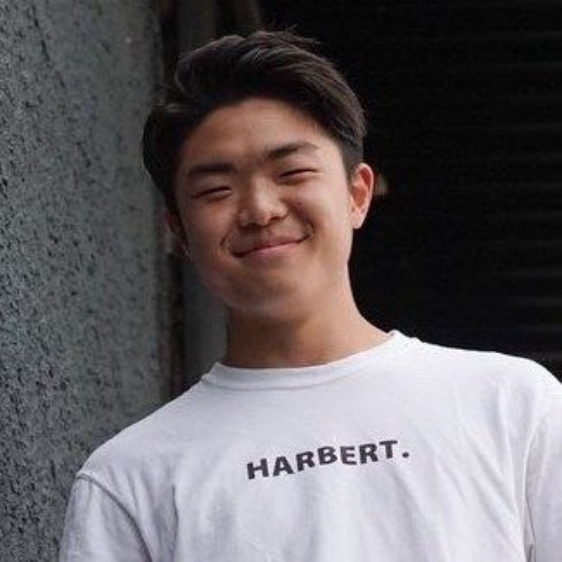 Han Lee 🤠 (@hanasianlee) | Snapchat Stories, Spotlight & Lenses