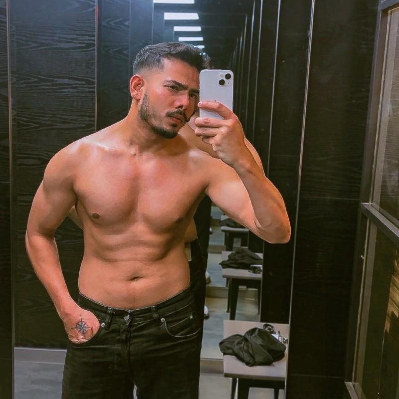 HANDSOME (@handsome-0) | Snapchat Stories, Spotlight & Lenses