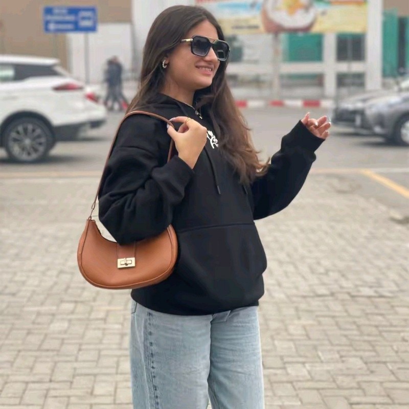 𝙷𝚊𝚗𝚒 💜 (@hania_khvn) | Snapchat Stories, Spotlight & Lenses