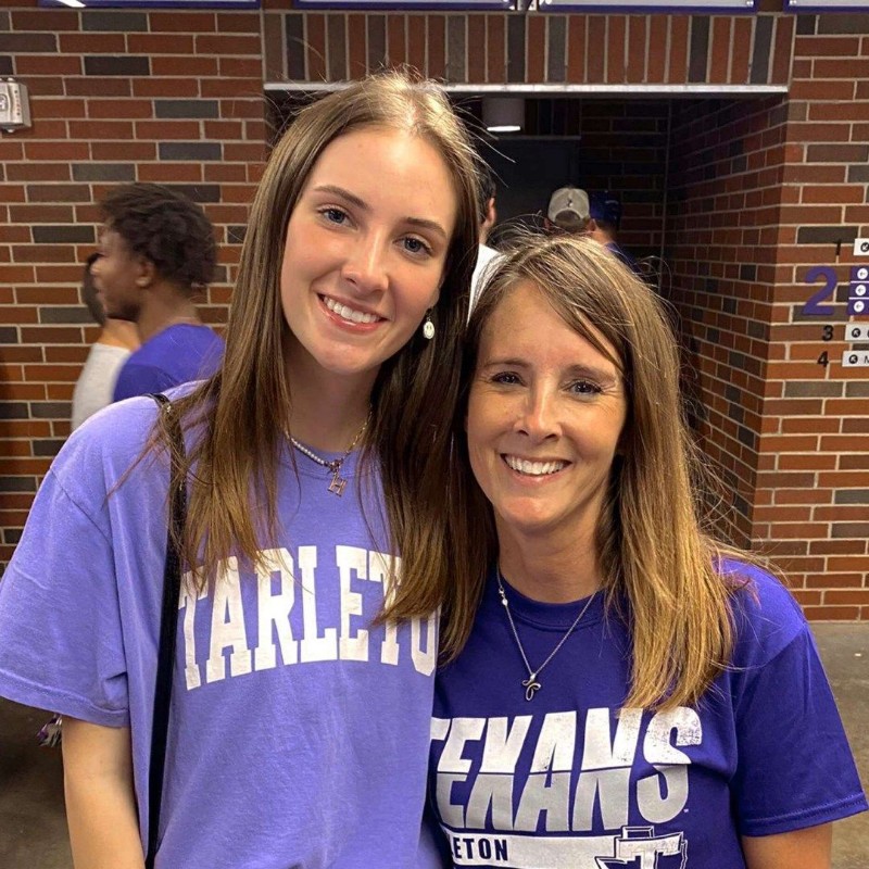 Hannah (@hannah_e82) | Snapchat Stories, Spotlight & Lenses